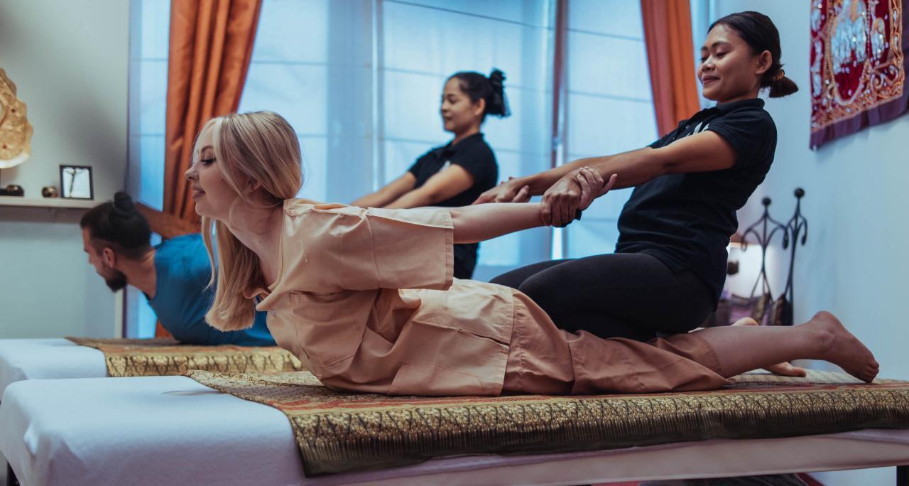 Thai yoga massage
